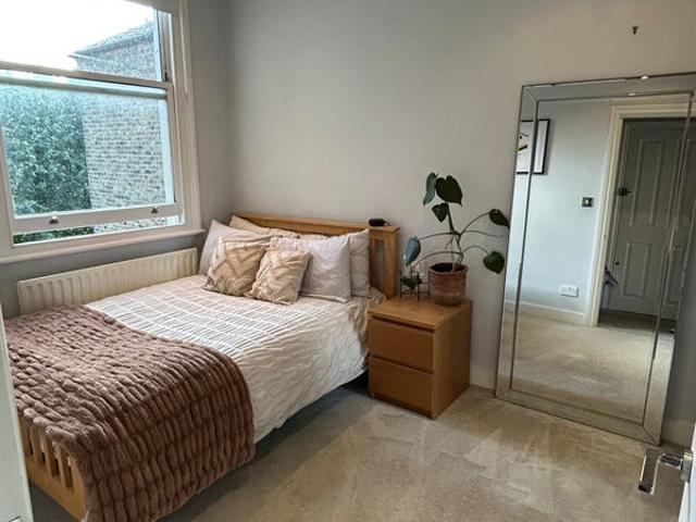 Room at Hambalt Road, Greater London