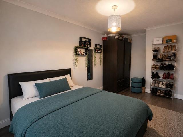 Room at Hamfrith Road, Greater London
