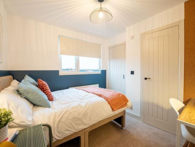 Room at Hamilton Road, Coventry