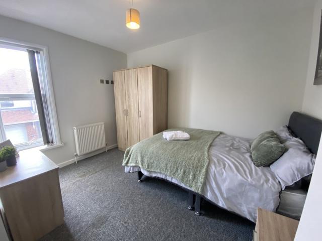 Room at Hamilton Road, Derby