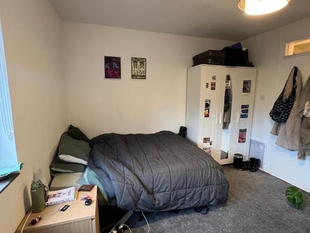 Room at Hamilton Square, Greater London