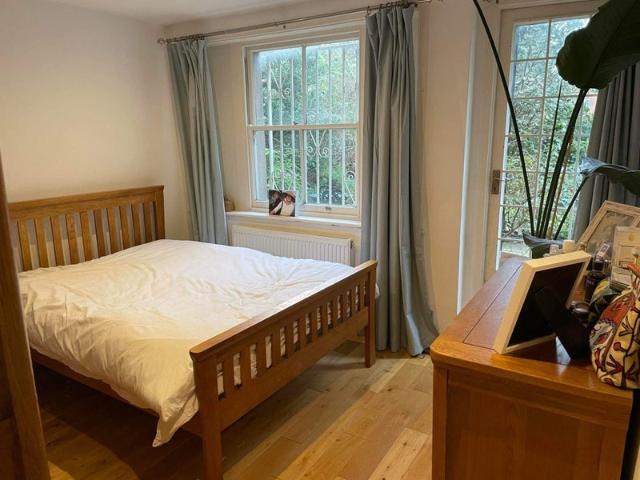 Room at Hamlet Road, Greater London