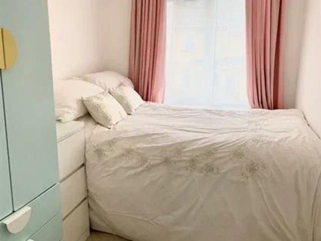 Room at Hampton View, Bath