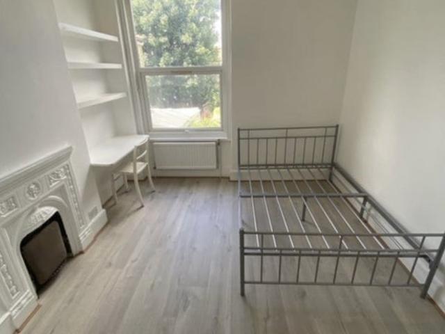 Room at Hampden Road, Greater London