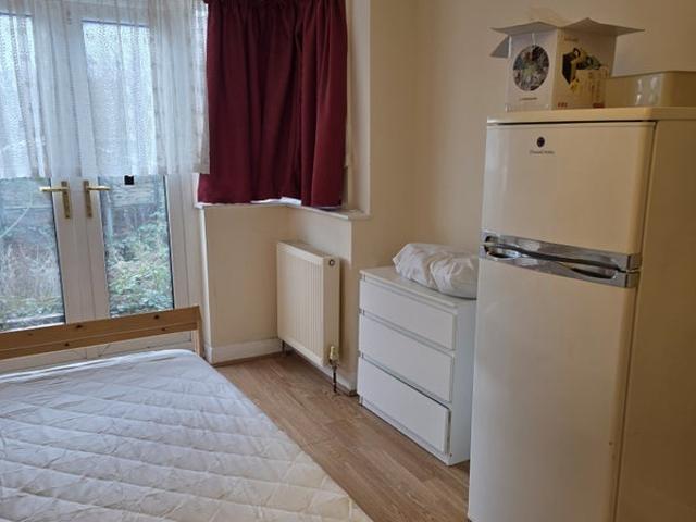 Room at Hampden Way, Greater London