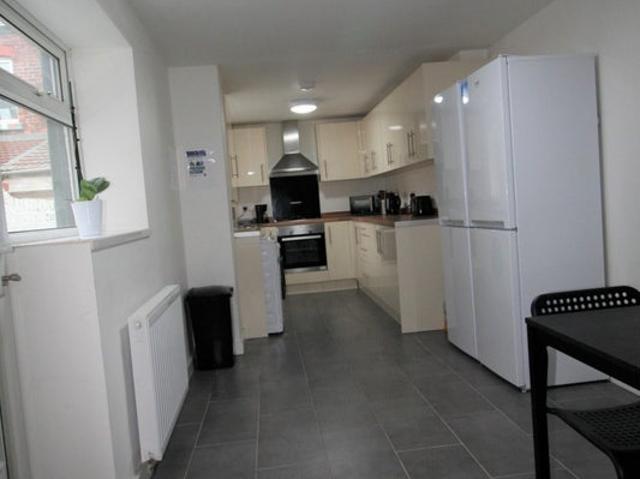 Room at Hannan Road, Liverpool