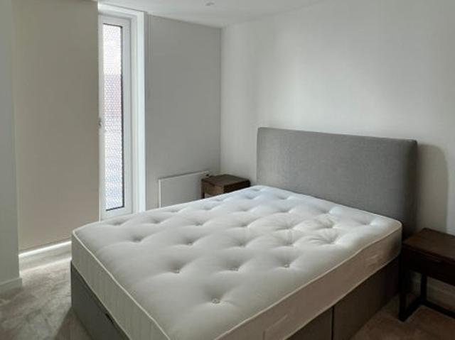 Room at Hankinson Way, Salford