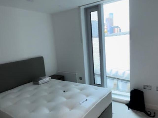 Room at Hankinson Way, Salford
