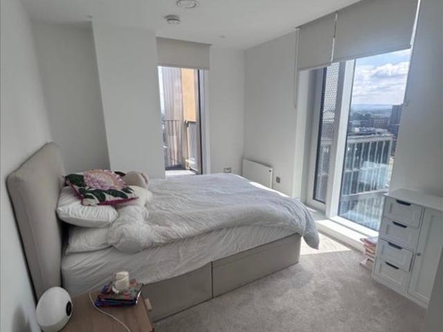 Room at Hankinson Way, Salford
