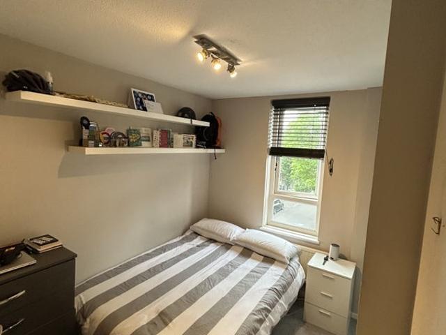 Room at Haselrigge Road, Greater London