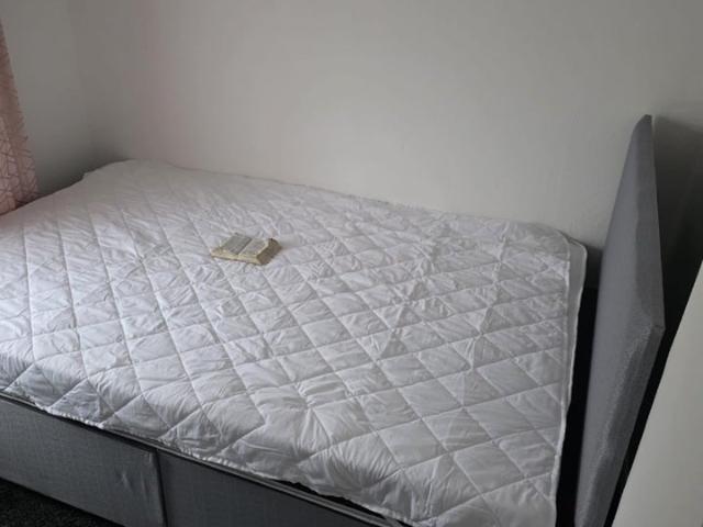 Room at Haskard Road, Greater London