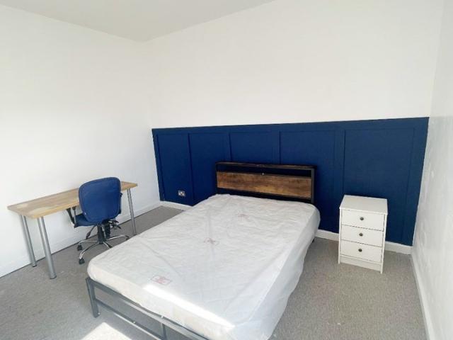 Room at Hastings Road, Coventry