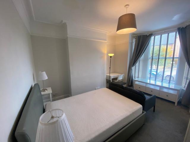Room at Hastings Road, Maidstone