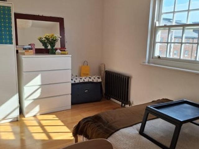 Room at Hastings Street, Greater London