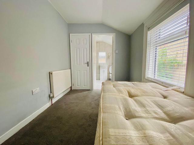Room at Hastings Street, Luton