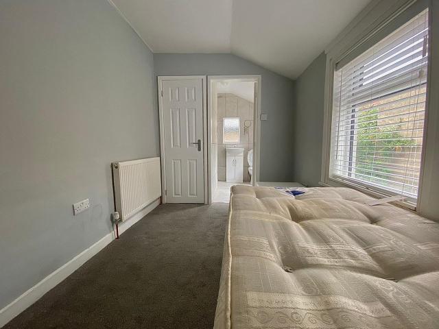 Room at Hastings Street, Luton