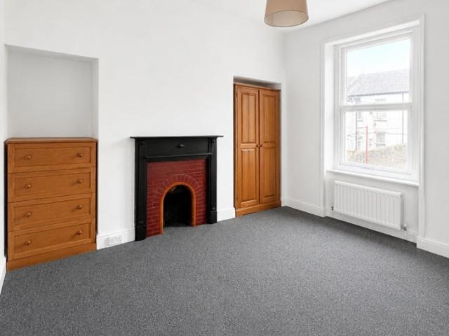 Room at Hastings Street, Plymouth