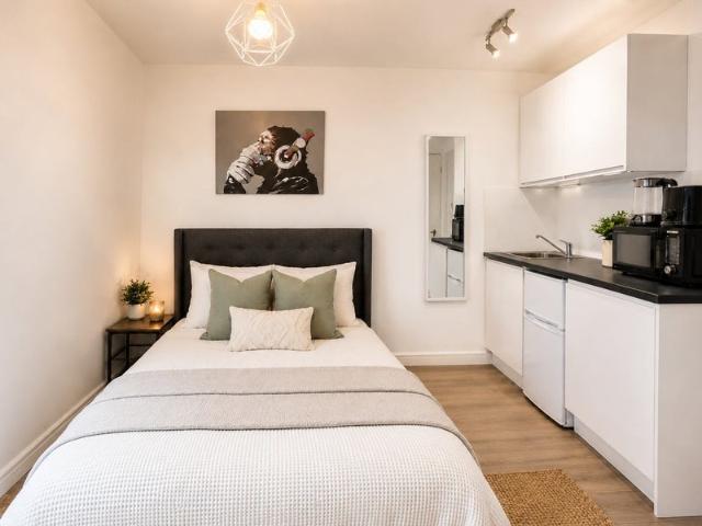 Room at Harn Road, Peterborough