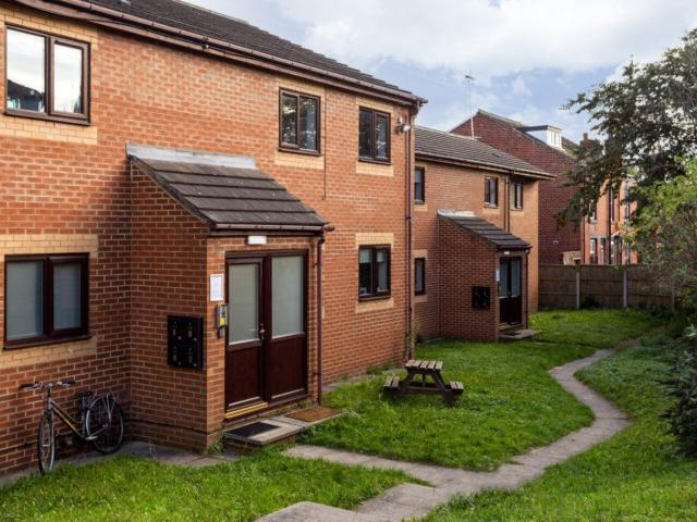 Room at Harold Walk, Leeds