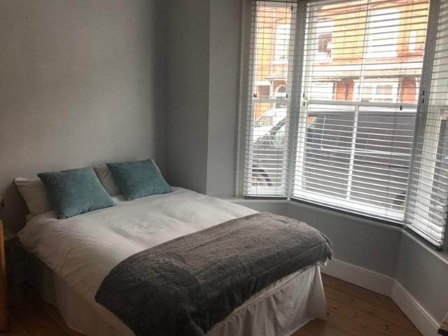 Room at Harold Road, Birmingham