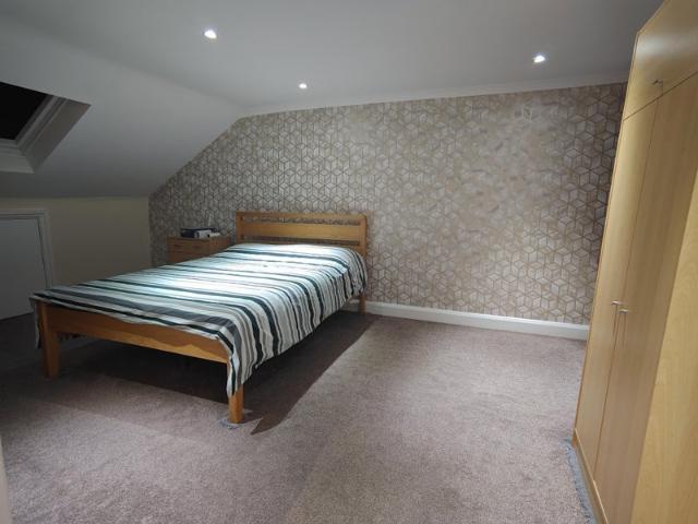 Room at Harold Road, Greater London