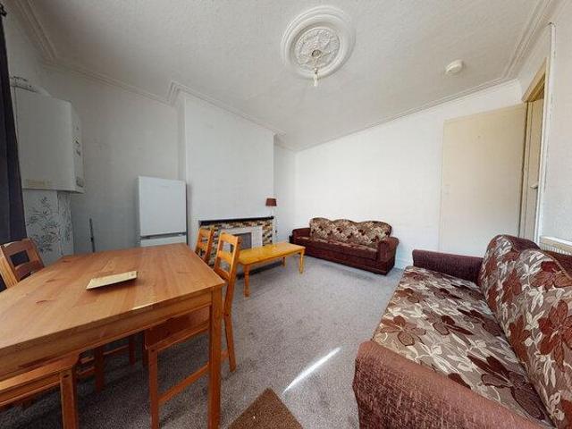 Room at Harold Street, Leeds