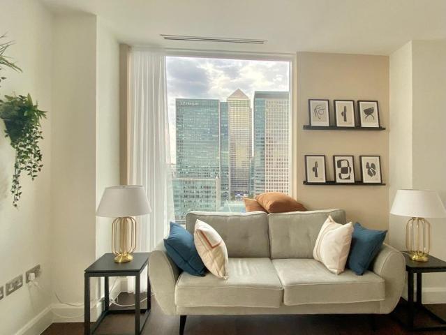 Room at Harbour Way, Greater London