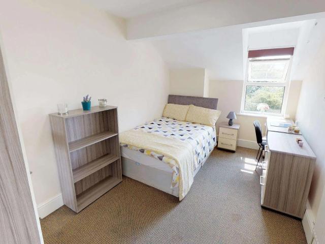 Room at Harcourt Road, Sheffield