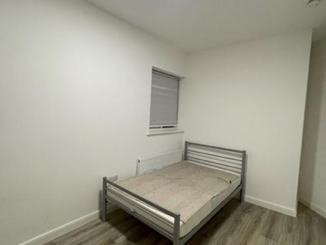 Room at Hardwicke Road, Greater London
