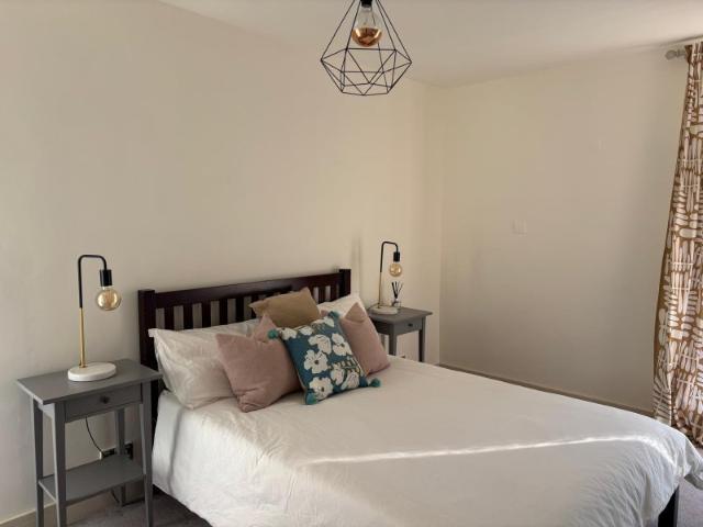 Room at Hardy Road, Greater London