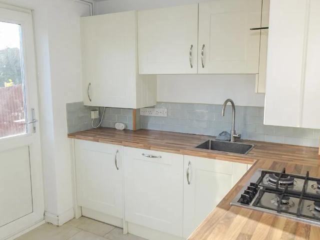 Room at Harding Close, South Cambridgeshire