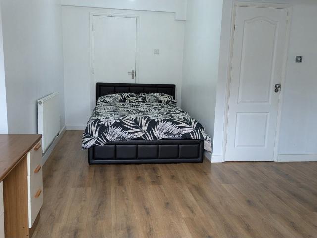 Room at Harewood Close, Crawley