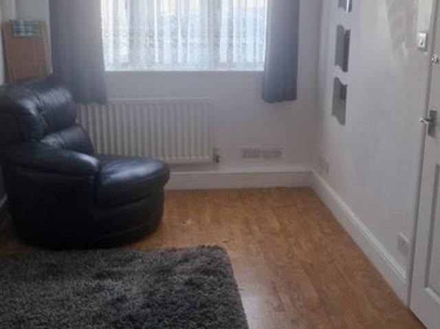 Room at Harepit Close, Greater London