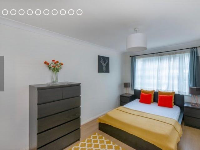 Room at Harleyford Road, Greater London