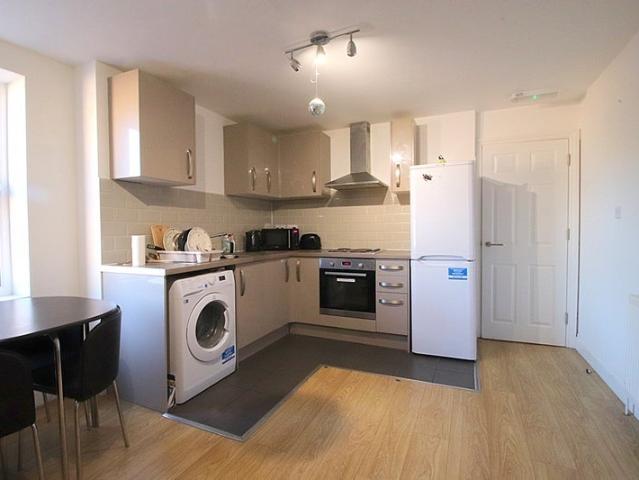 Room at Harpur Street, Bedford