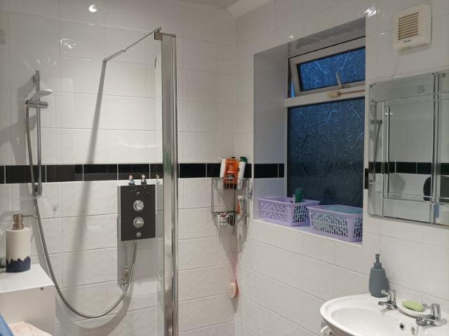Room at Harry Rowley Close, Manchester