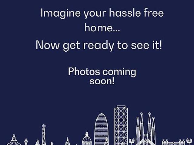 Room at Harris Close, Greater London