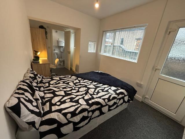 House at Harris Street, Stoke on Trent