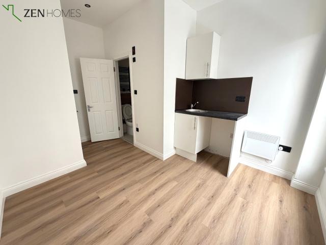 Room at Harrow Road, City of Westminster