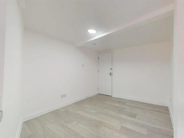 Room at Harrow Road, Greater London