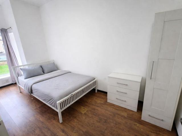 Room at Hartington Road, Liverpool