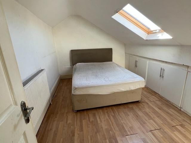 Room at Hartington Road, Salford