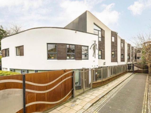 Room at Hartland Road, Greater London
