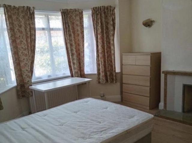 Room at Hartley Avenue, Southampton