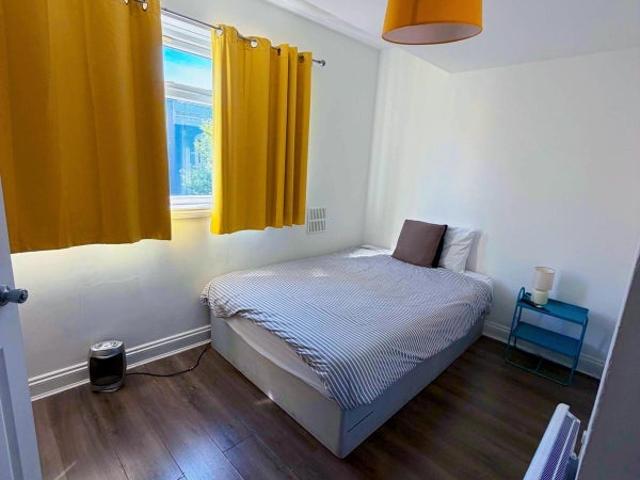Room at Harvey Road, Greater London