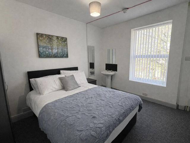 Room at Hawksley Road, Nottingham