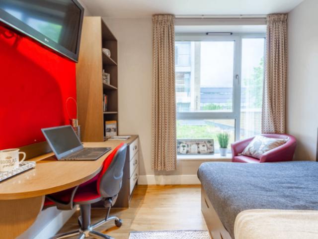 Room at Hawley Crescent, Greater London