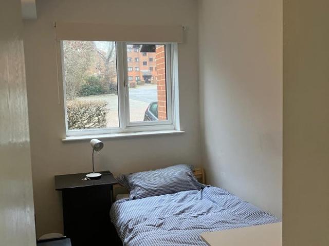 Room at Hawthorn Crescent, Greater London