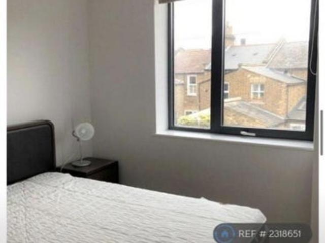 Room at Hawthorne Crescent, Greater London