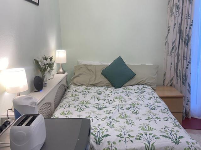 Room at Hatchard Road, Greater London